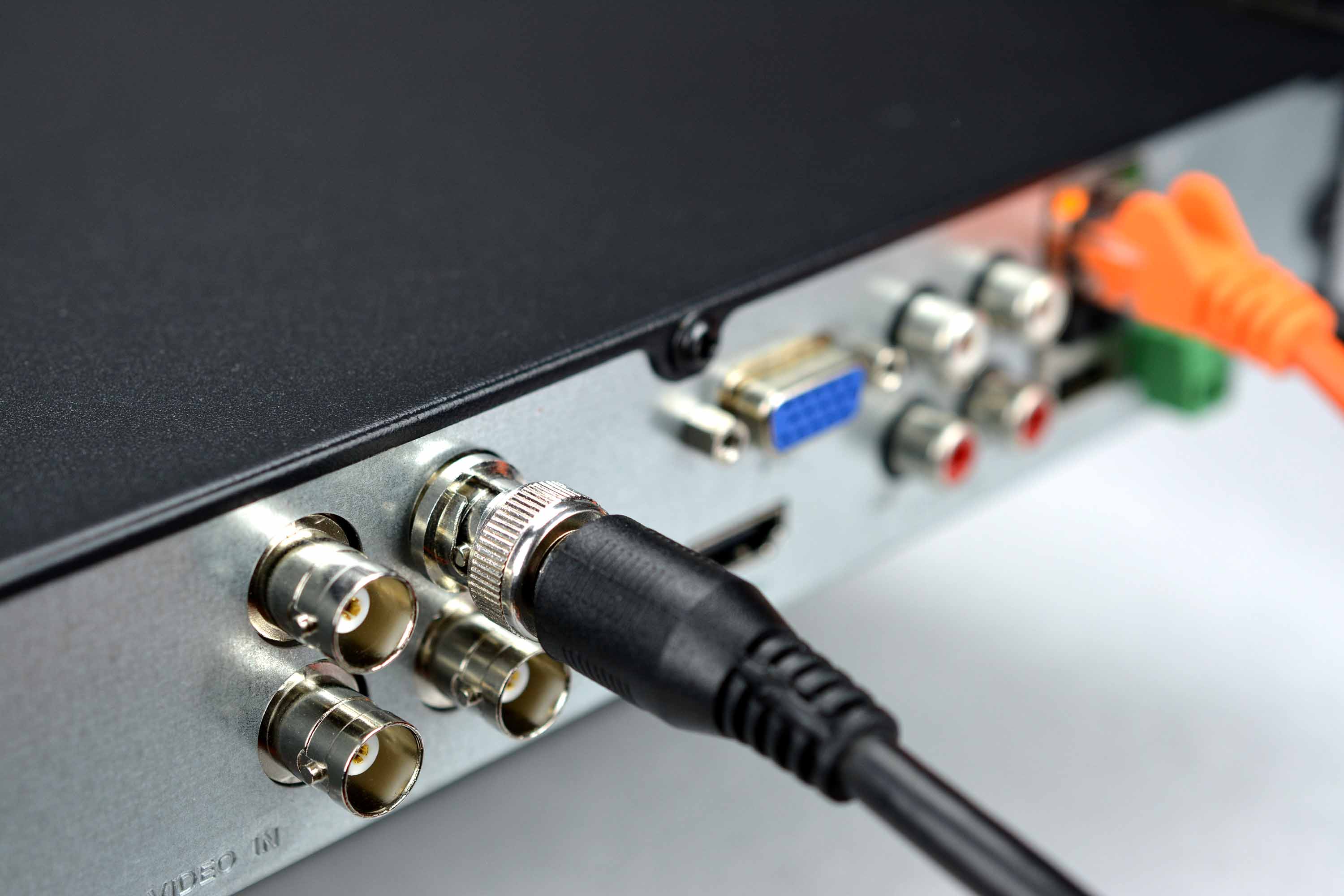 DVR AHD 4K H265. Hybrid video recorder for AHD BNC cameras | DSE CCTV ...